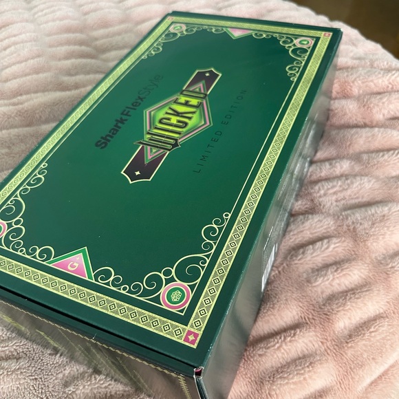 Shark | Hair | Shark Flexstyle Wicked Limited Edition | Poshmark